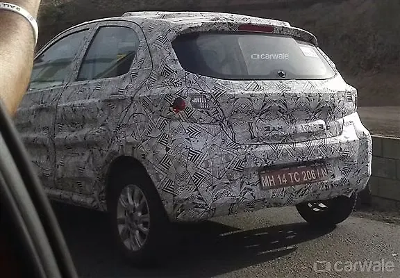 Tata Kite hatchback spied testing in Pune - CarWale