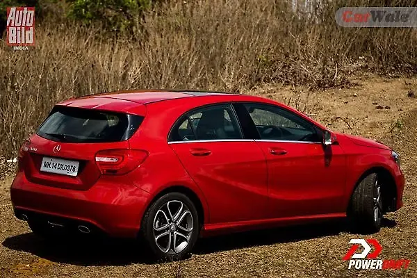 CarWale Comparison: BMW 1 Series vs Mercedes-Benz A-Class - CarWale