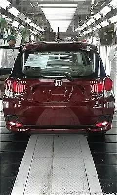 Honda Mobilio enters production in Greater Noida - CarWale