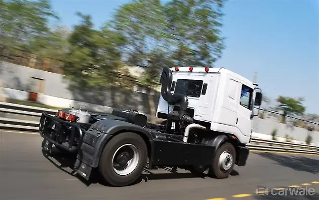 Taming the truck-osaurus! - CarWale