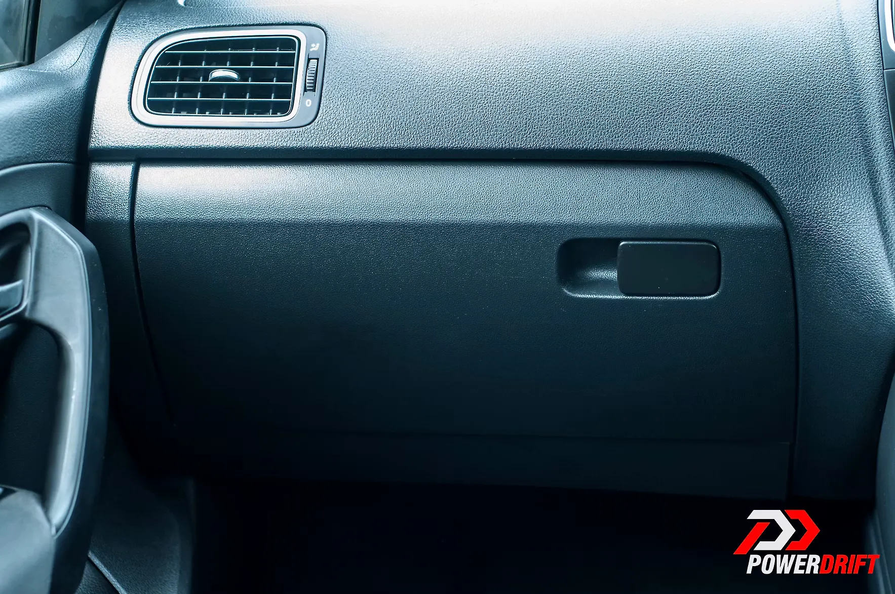 Volkswagen Cross Polo [2013-2015] Photo, Interior Image - CarWale