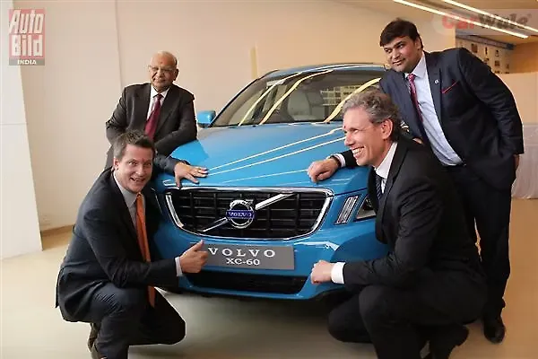 Volvo opens new showrooms in Bengaluru and Ahmedabad - CarWale