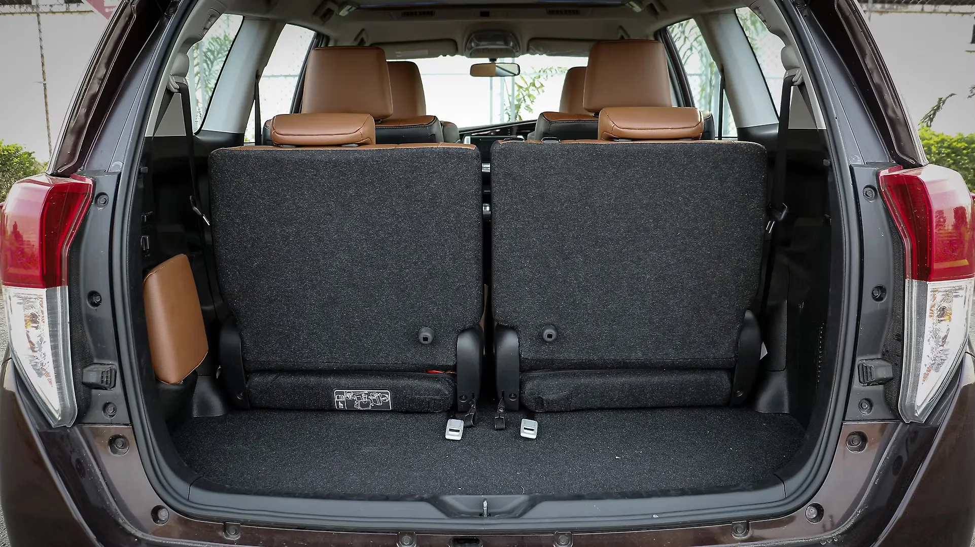 Innova Car Interior Design