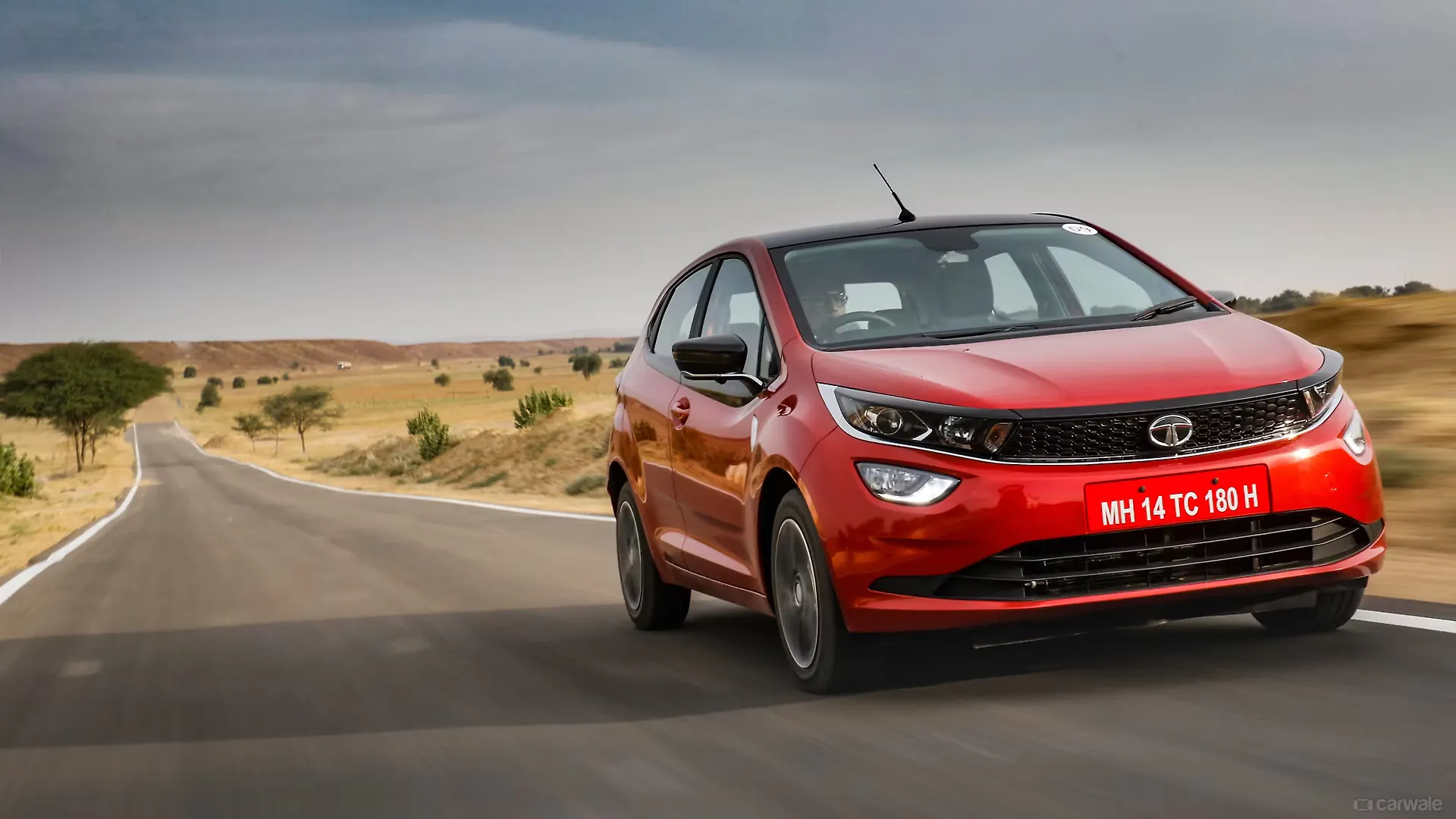 Tata Altroz Images, Interior & Exterior Photo Gallery - CarWale