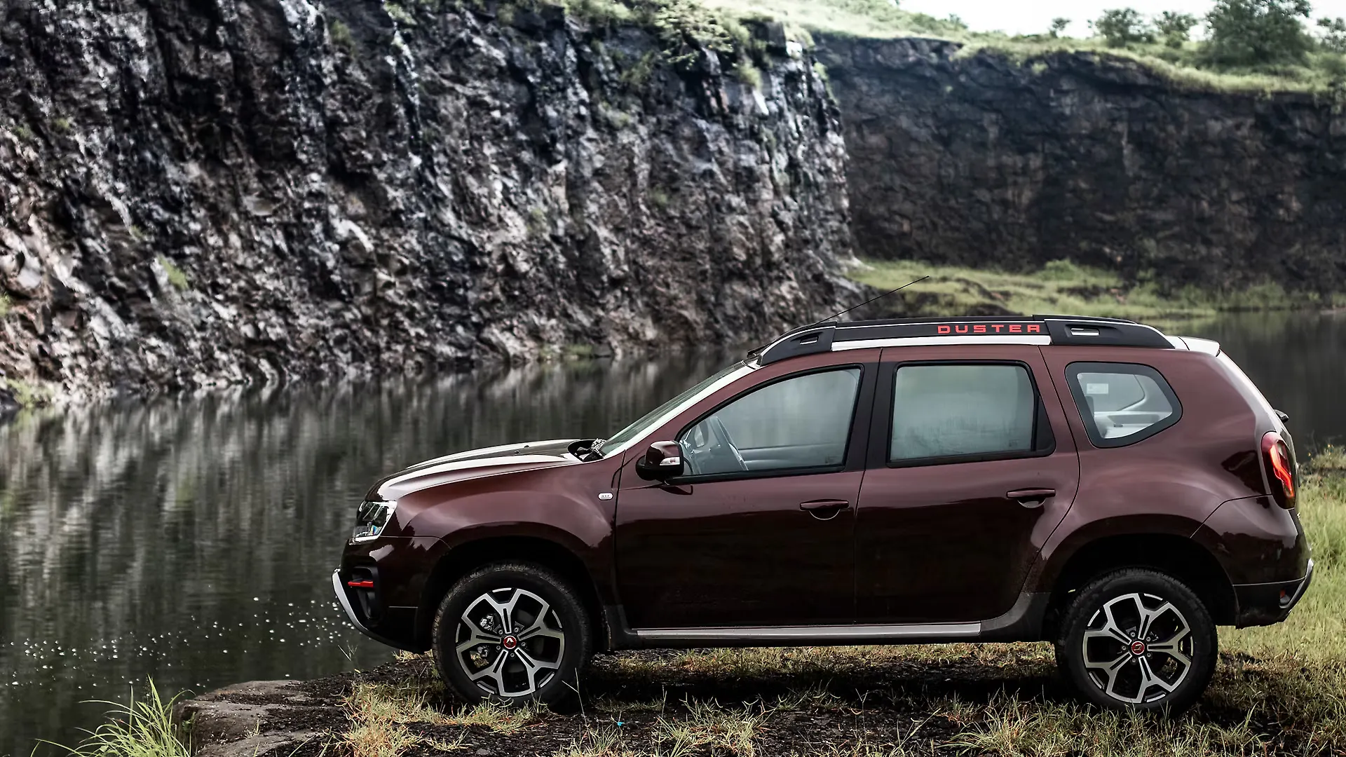 Renault Duster Price List