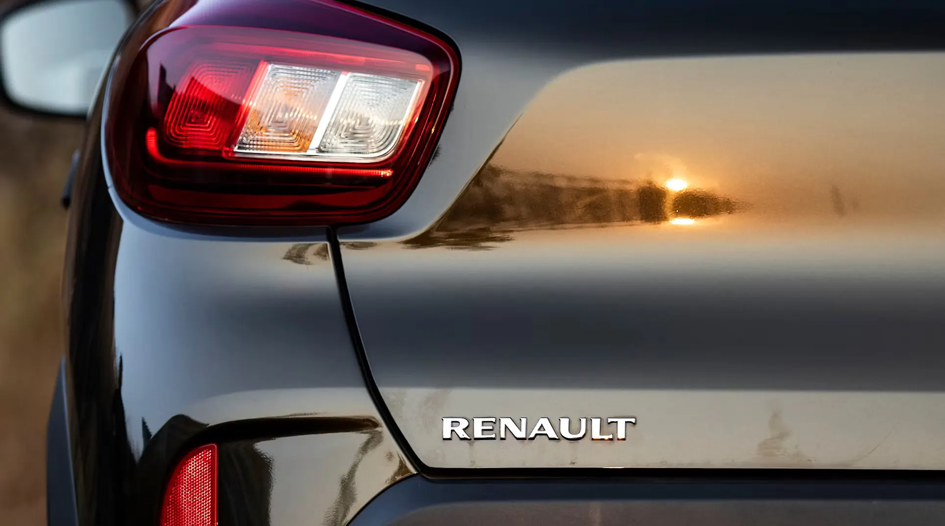 Renault Kwid Images, Interior & Exterior Photo Gallery - CarWale