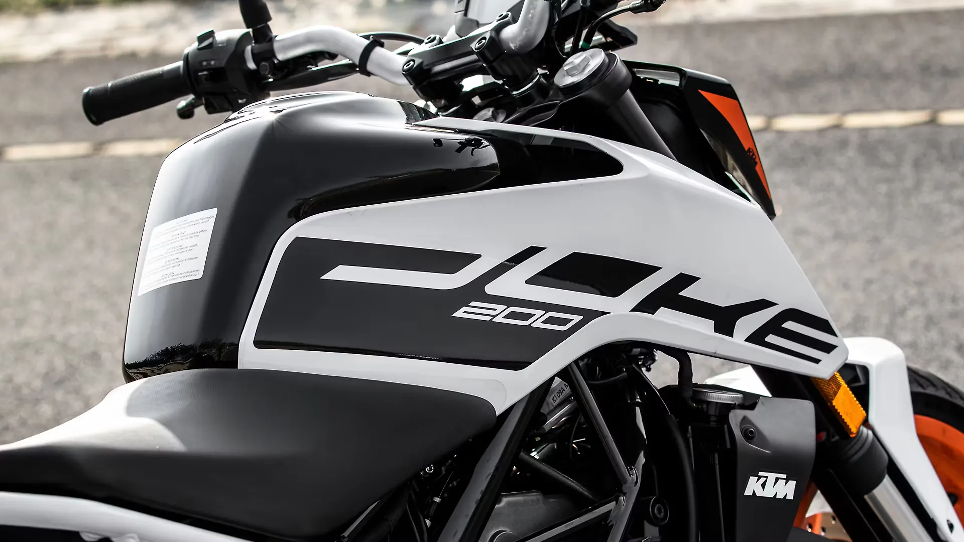 Duke Bike 200cc White