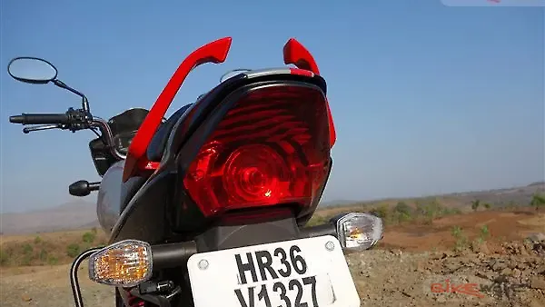 Hero Splendor iSmart Tank Image – BikeWale