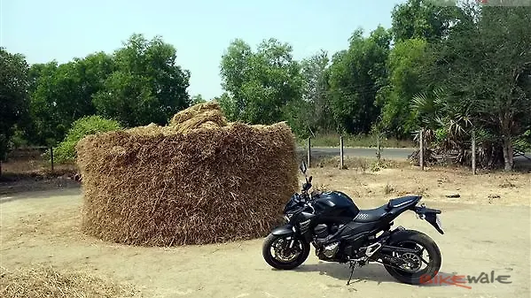 Kawasaki Z800 Engine Image – BikeWale