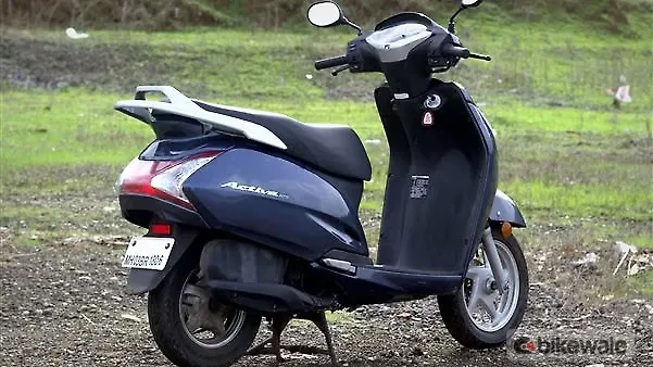Honda Activa 125 [2016-2017] Rear Three-Quarter Image – BikeWale