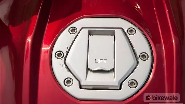 Images of Bajaj Pulsar NS200 | Photos of Pulsar NS200 - BikeWale