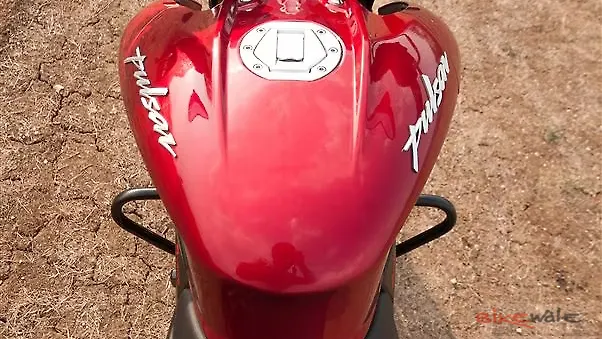 Bajaj Pulsar NS200 Tank Image – BikeWale