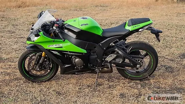 Kawasaki Ninja ZX-10R [2015] Side Image – BikeWale
