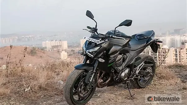 Kawasaki Z800 Front Three-Quarter Image – BikeWale