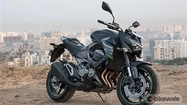 Kawasaki Z800 Front Three-Quarter Image – BikeWale