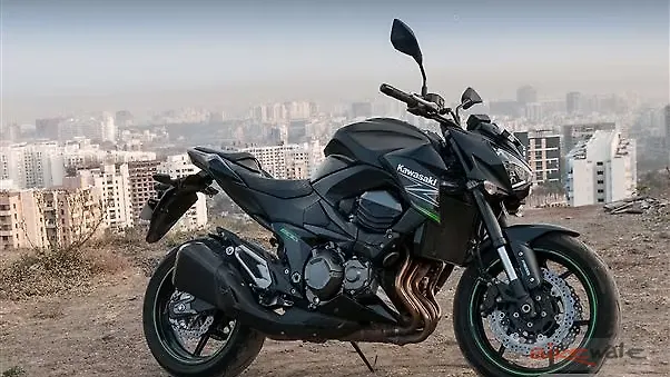 Kawasaki Z800 Front Image – BikeWale