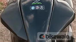 Kawasaki Z800 Tank Image – BikeWale