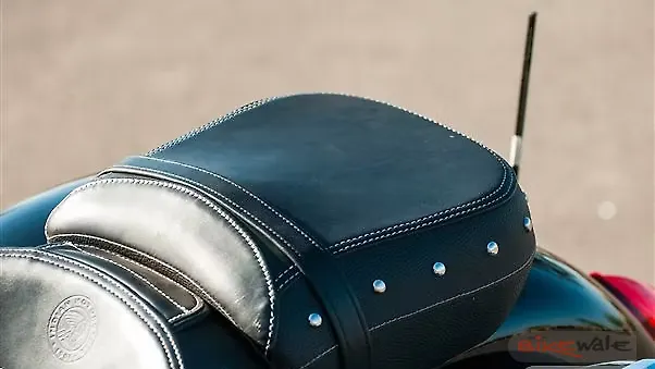 Indian Chieftain Side Image – BikeWale