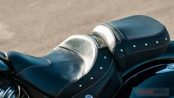 Indian Chieftain Side Image – BikeWale