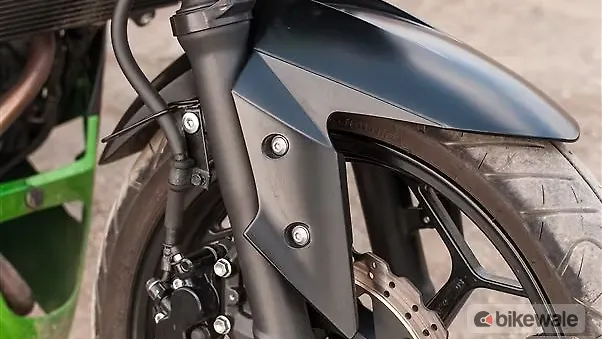 Kawasaki Z250 Exterior Image – BikeWale