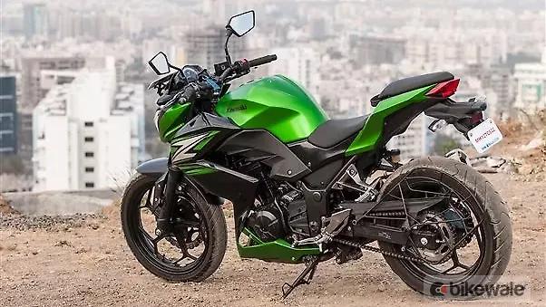 Kawasaki Z250 Side Image – BikeWale