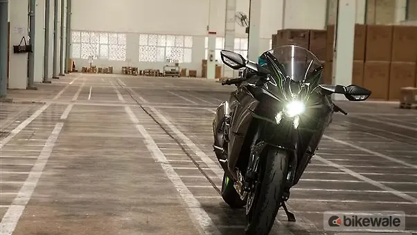Kawasaki Ninja H2 [2018-2019] Headlamp Image – BikeWale