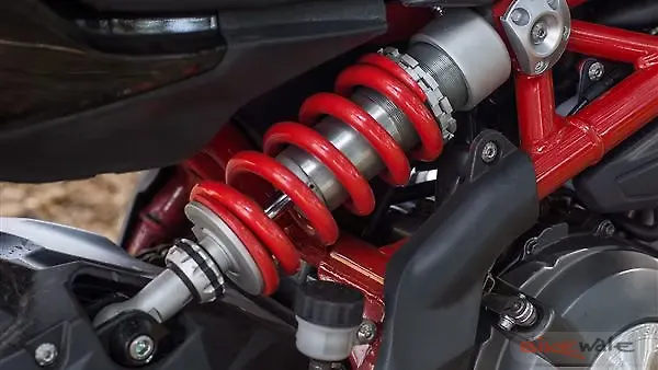 Benelli TNT 300 [2020] Exterior Image – BikeWale