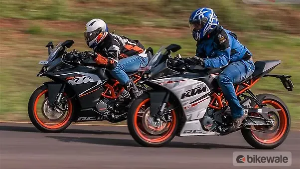 KTM RC390 [2014-2016] Side Image – BikeWale