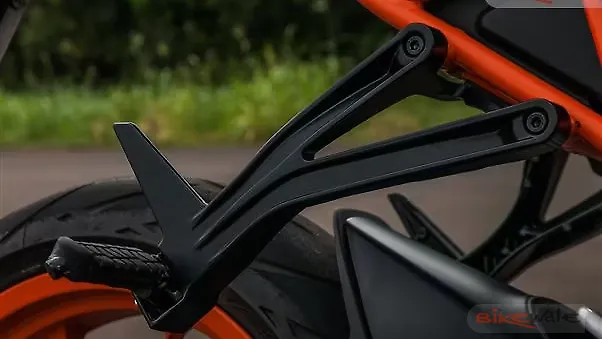 KTM RC390 [2014-2016] Tank Image – BikeWale