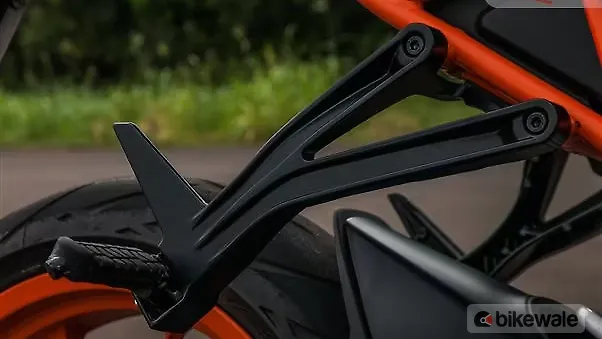 KTM RC390 [2014-2016] Tank Image – BikeWale