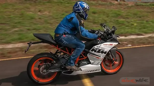 KTM RC390 [2014-2016] Side Image – BikeWale