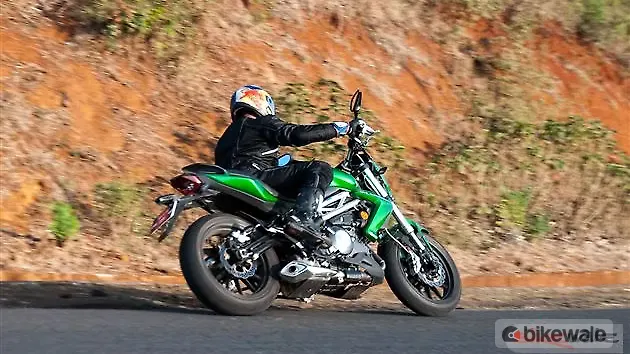 Benelli TNT 300 [2020] Seat Image – BikeWale
