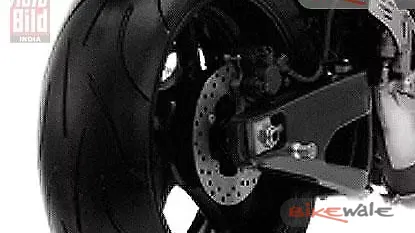 Yamaha YZF R1 [2012] Side Image – BikeWale