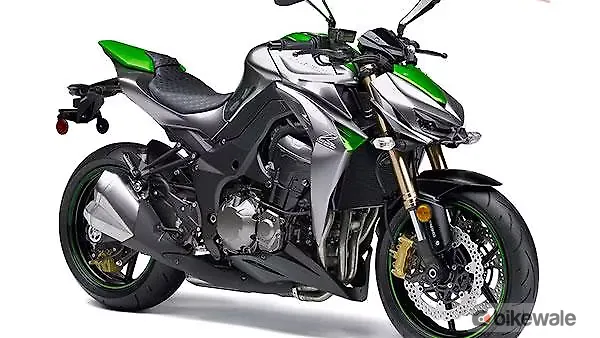 Kawasaki Z1000 Rear Three-Quarter Image – BikeWale