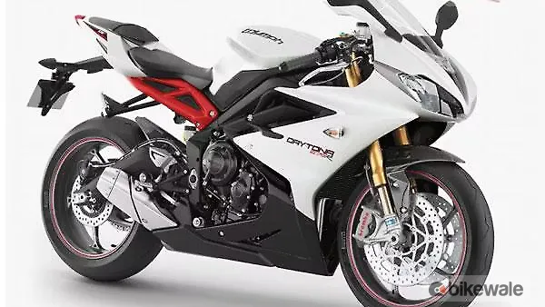 Images of Triumph Daytona 675R | Photos of Daytona 675R - BikeWale