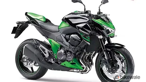Kawasaki Z800 Front Three-Quarter Image – BikeWale