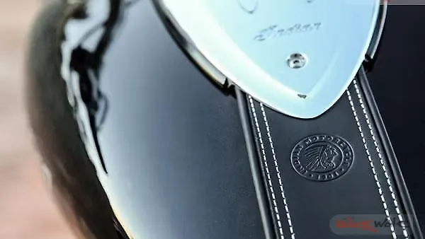 Indian Chief Classic Tank Image – BikeWale