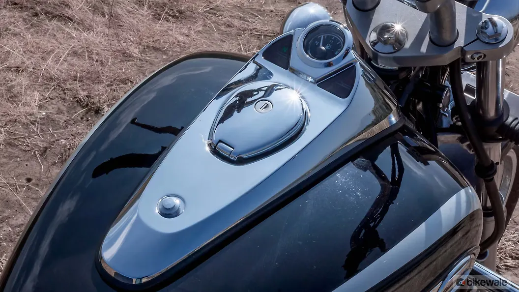 Bajaj Avenger Cruise 220 Rear Three-Quarter Image – BikeWale