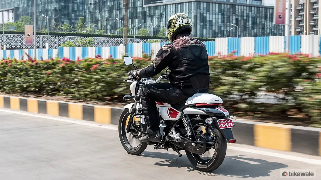 Bajaj V15 Exterior Image – BikeWale