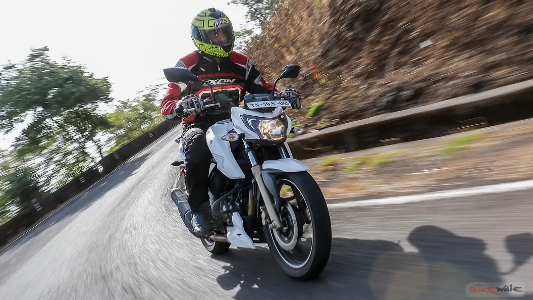 TVS Apache RTR 200 4V Exterior Image – BikeWale