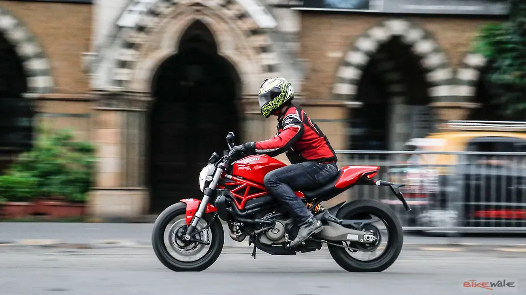 Ducati Monster 821 [2017] Exterior Image – BikeWale