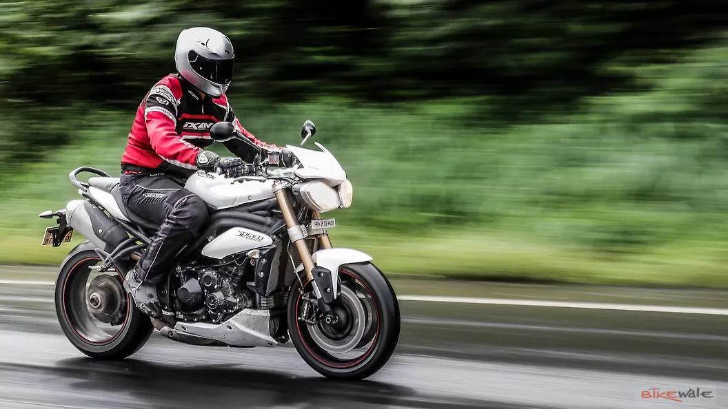 Triumph Speed Triple ABS Side Image – BikeWale