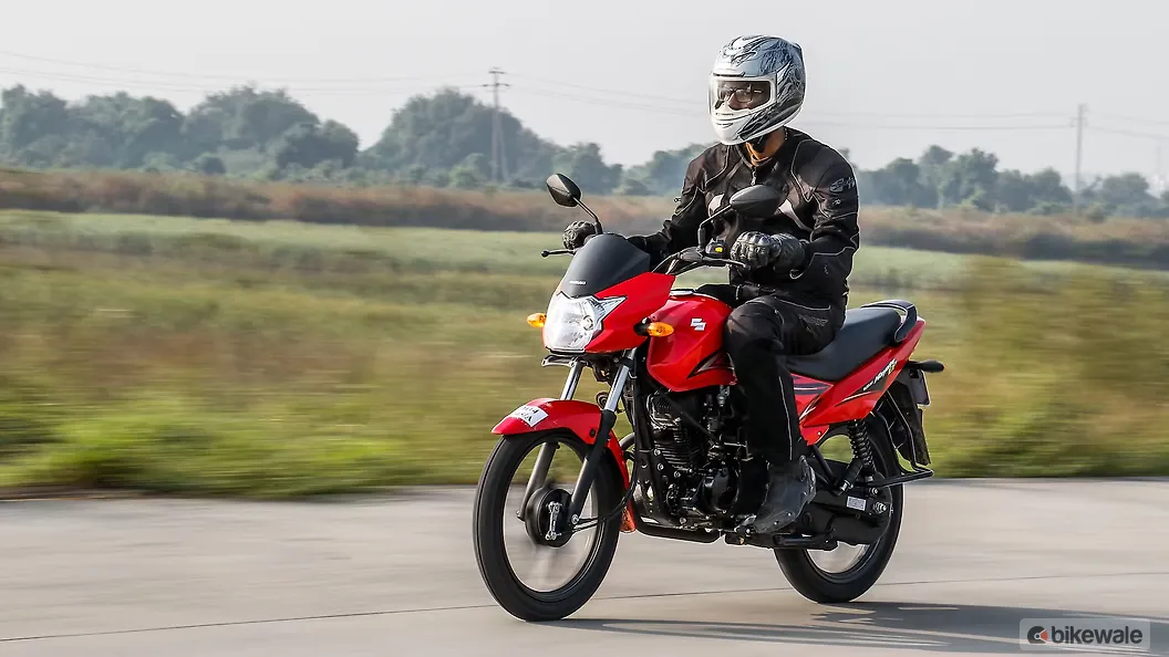 Suzuki Hayate EP Action Image – BikeWale