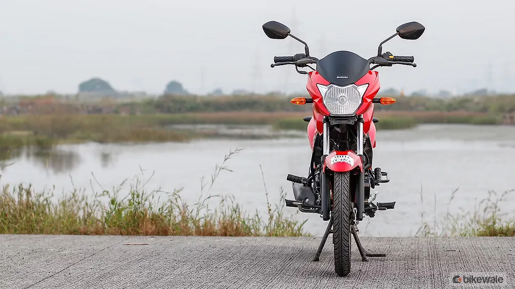 Suzuki Hayate EP Rear Three-Quarter Image – BikeWale