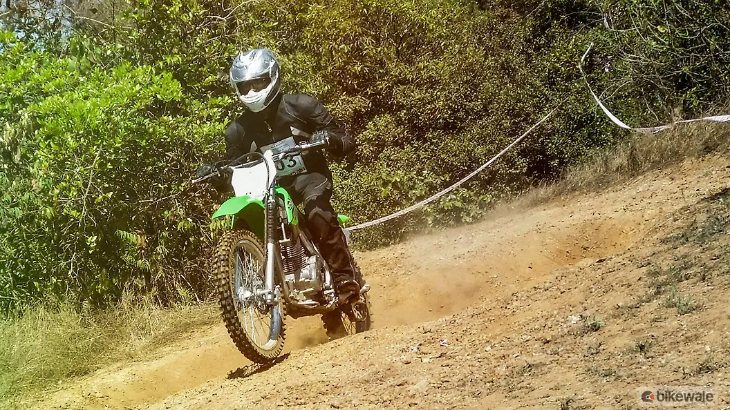 Kawasaki KLX 140G [2017-2018] Action Image – BikeWale