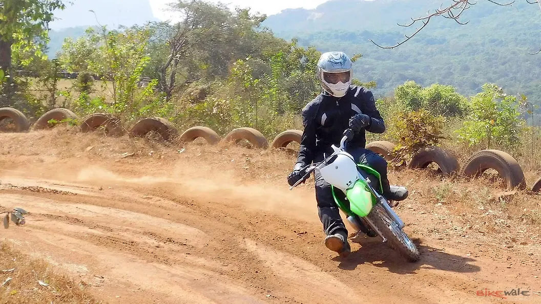 Kawasaki KLX 110 Side Image – BikeWale
