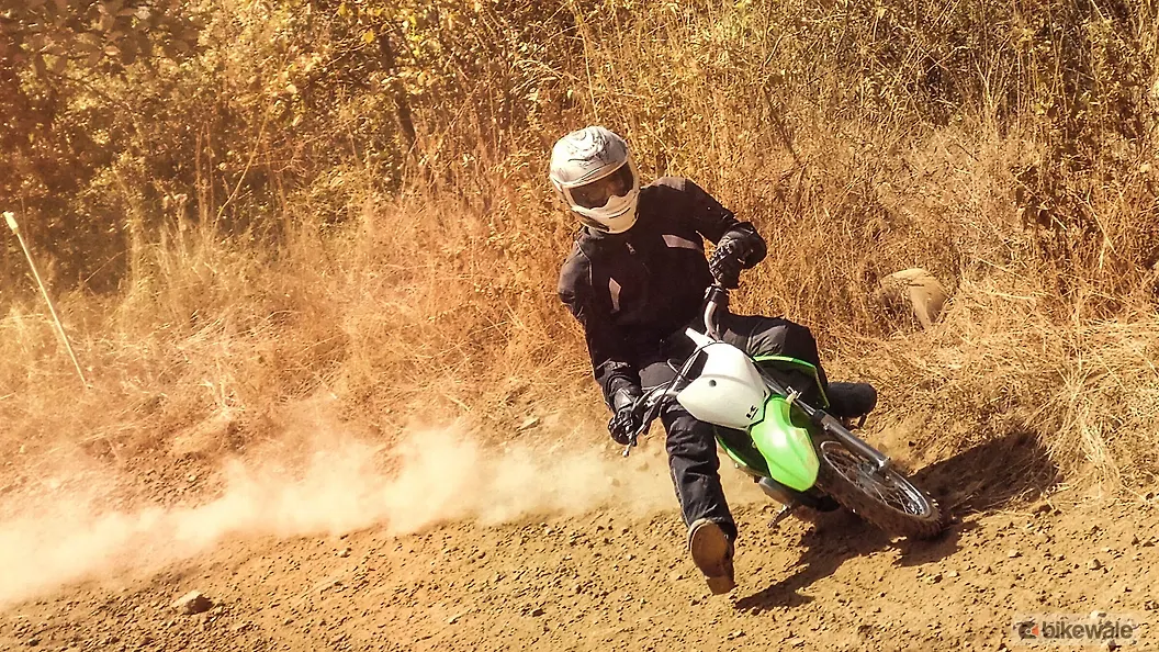 Kawasaki KLX 110 Action Image – BikeWale
