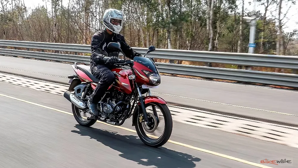 Bajaj Pulsar 150 Front Three-Quarter Image – BikeWale