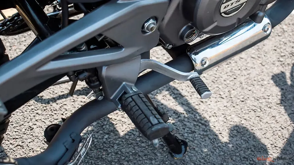 Bajaj Pulsar 180 [2001-2019] Switchgear Image – BikeWale