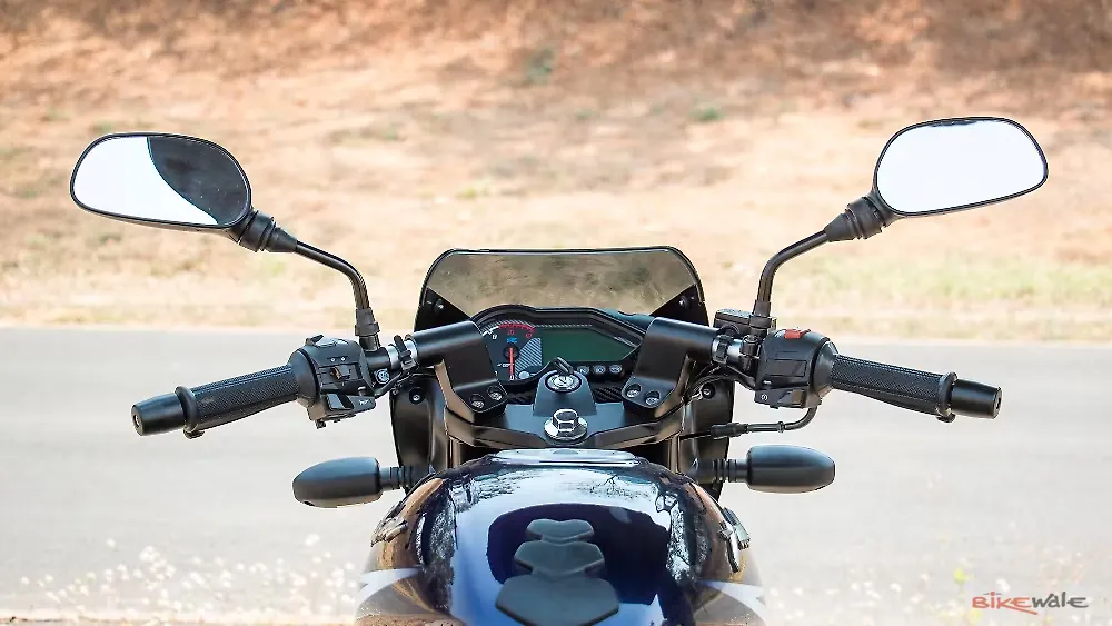 Bajaj Pulsar 180 [2001-2019] Handlebar Image – BikeWale
